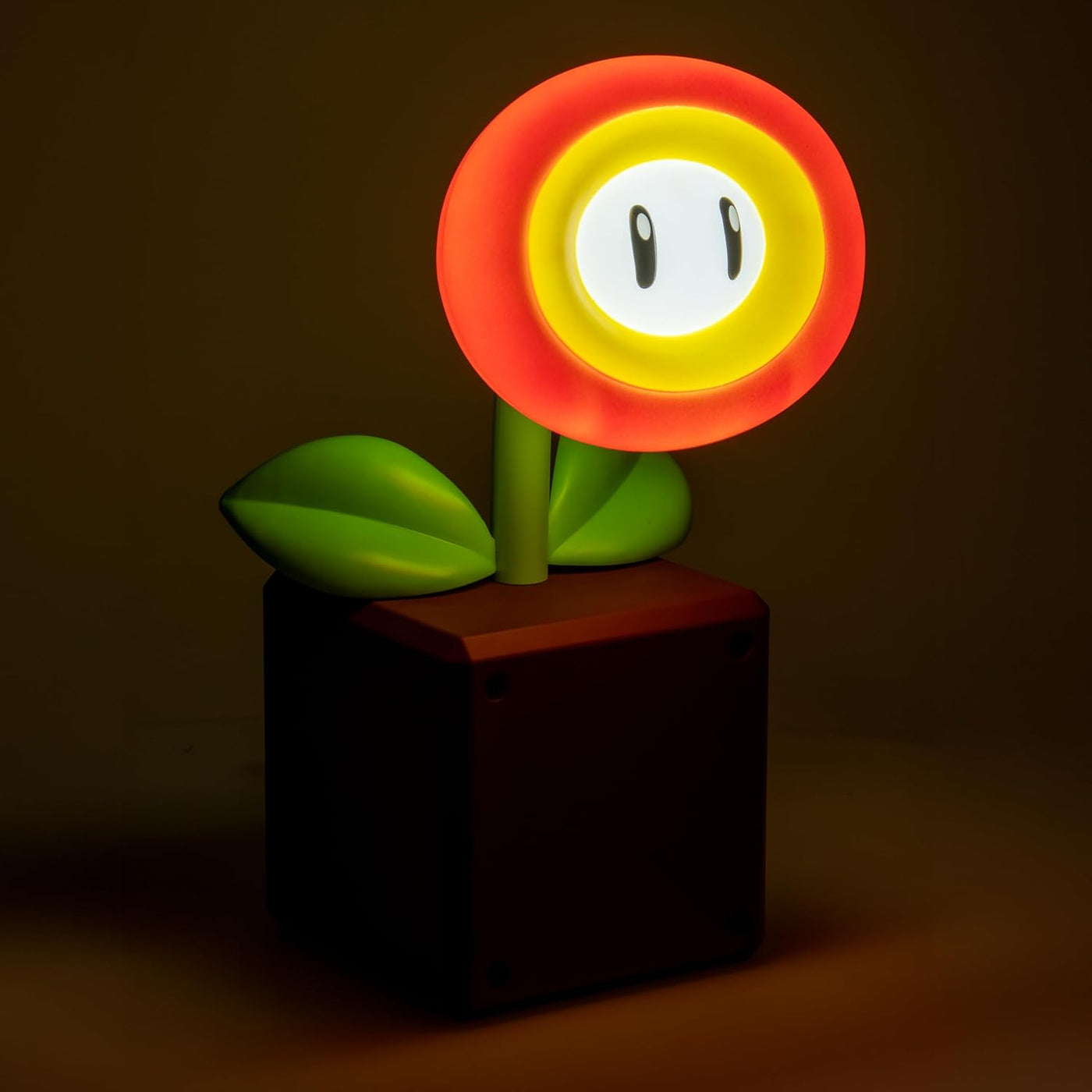 Super Mario Fire Flower Lamp — getDigital